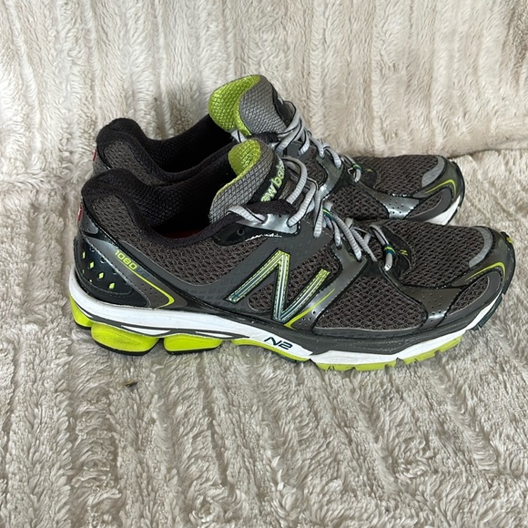 New Balance | Shoes | New Balance Size 8 2 Mens Running Shoes 180v2 ...